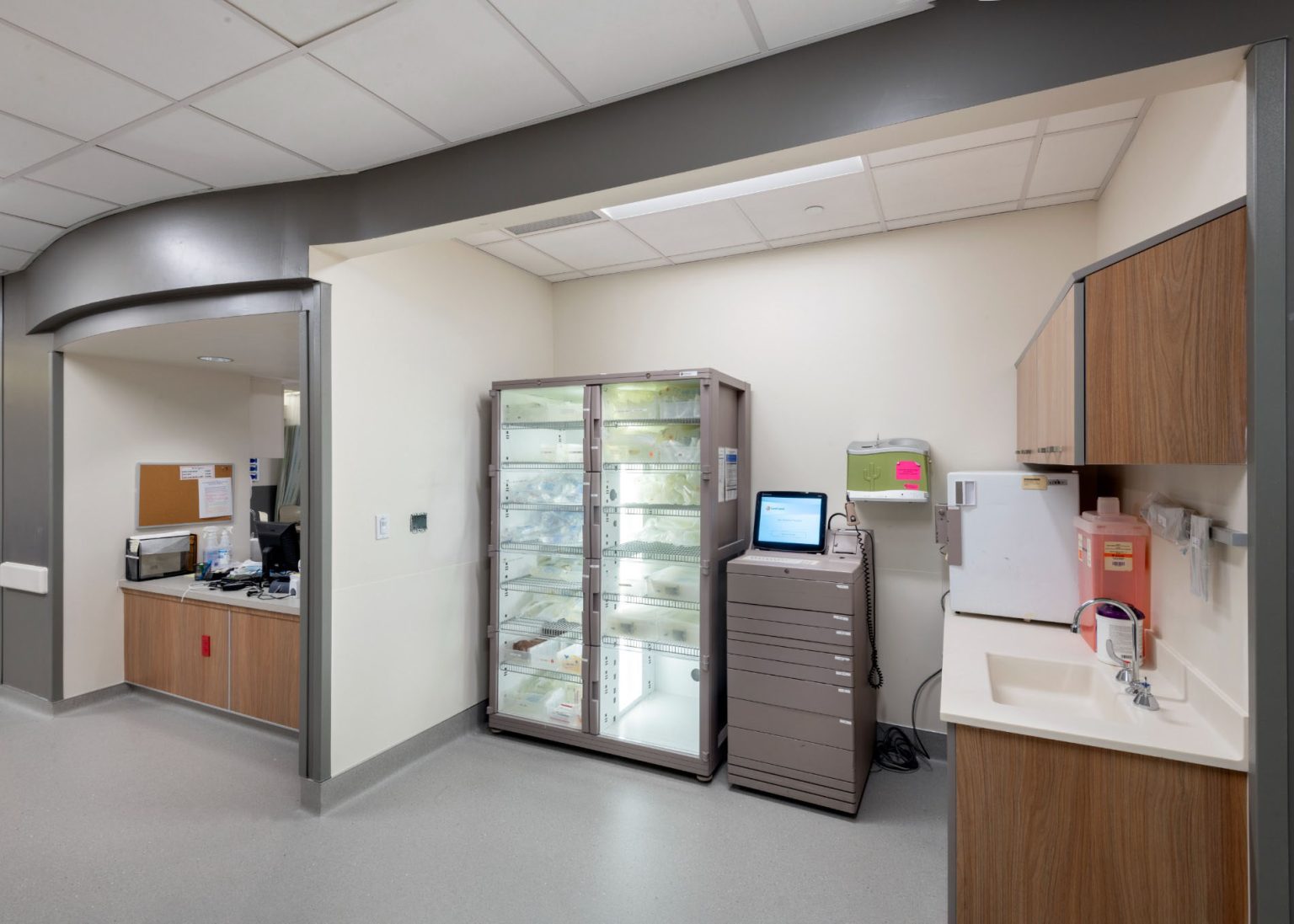 Ascension St. Vincent Indianapolis IR Lab - MKM architecture + design